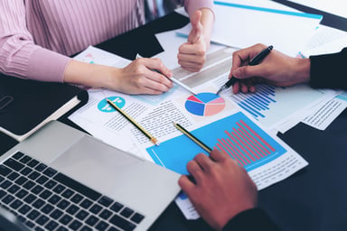 Analisis SmartPLS: Panduan Dasar & Contoh Studi Kasus SEM